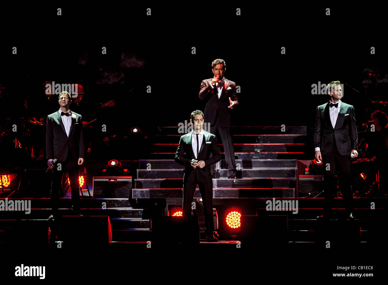 Operatic pop vocal group hi-res stock photography and images - Alamy