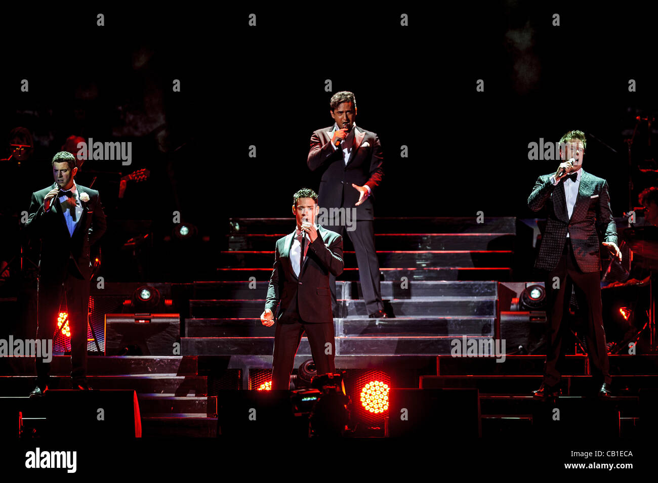 Operatic pop vocal group hi-res stock photography and images - Alamy