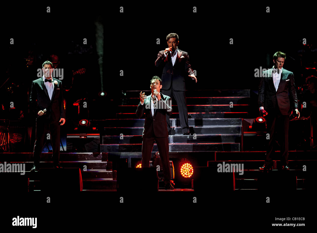 Operatic pop vocal group hi-res stock photography and images - Alamy