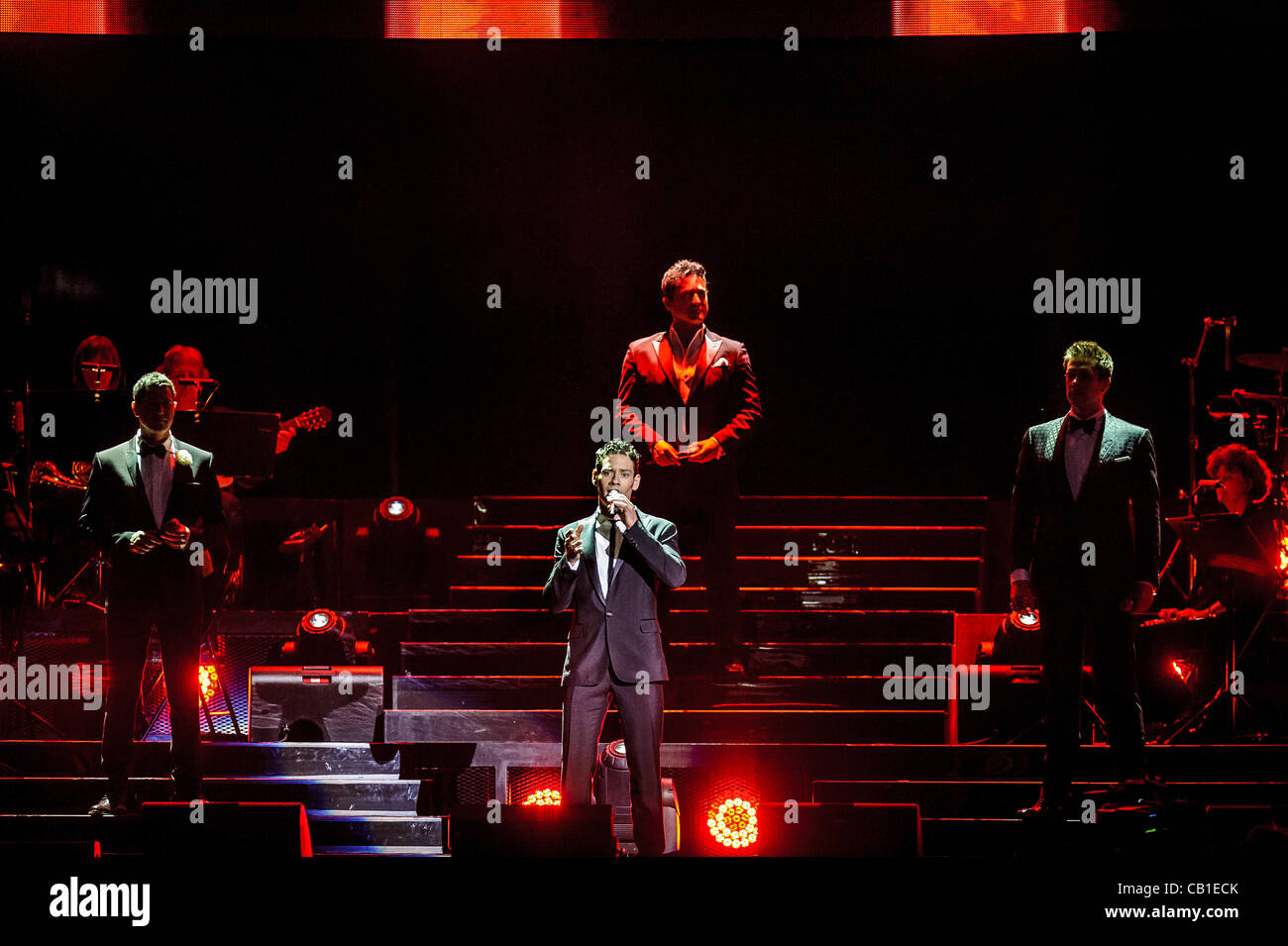 Operatic pop vocal group hi-res stock photography and images - Alamy