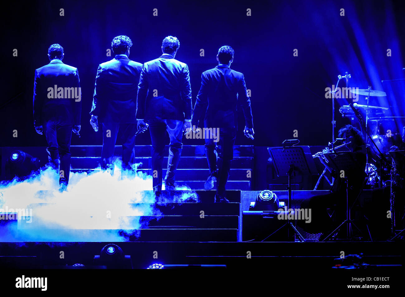 Operatic pop vocal group hi-res stock photography and images - Alamy
