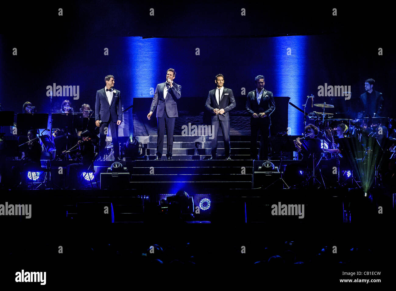 Operatic pop vocal group hi-res stock photography and images - Alamy