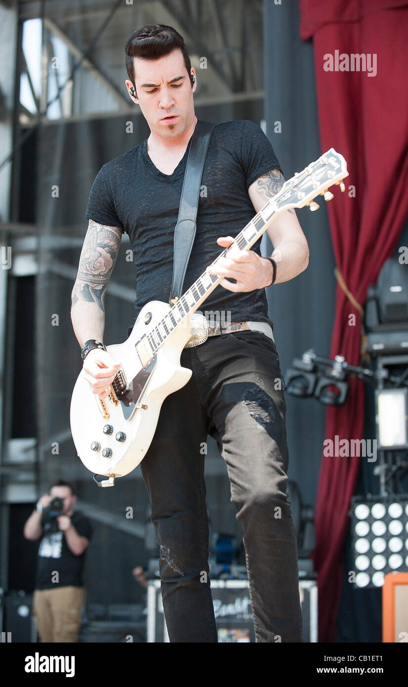 May 19, 2012 - Columbus, Ohio; USA - Singer / Guitarist TYLER CONNOLLY ...
