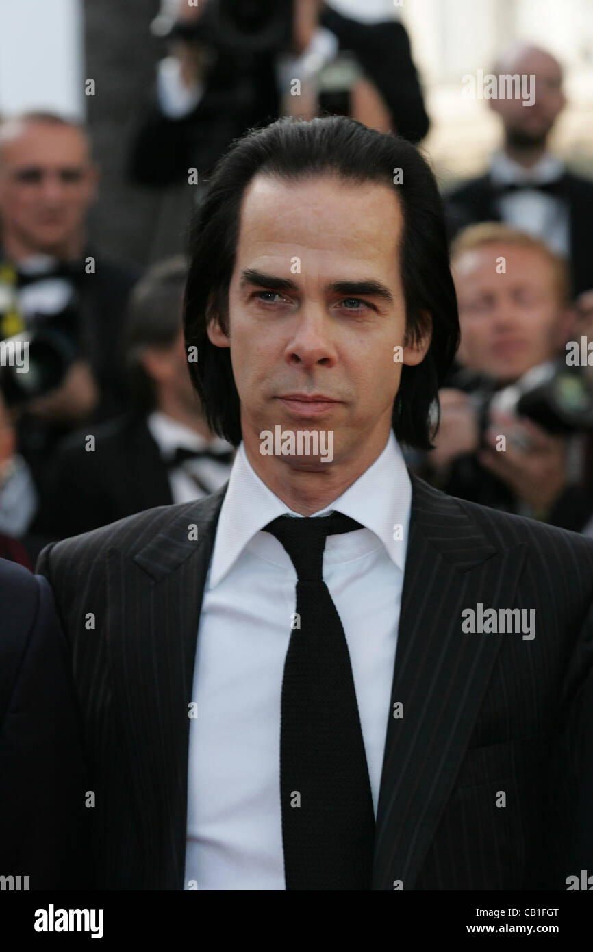 Nick cave attendslawl hi-res stock photography and images - Alamy
