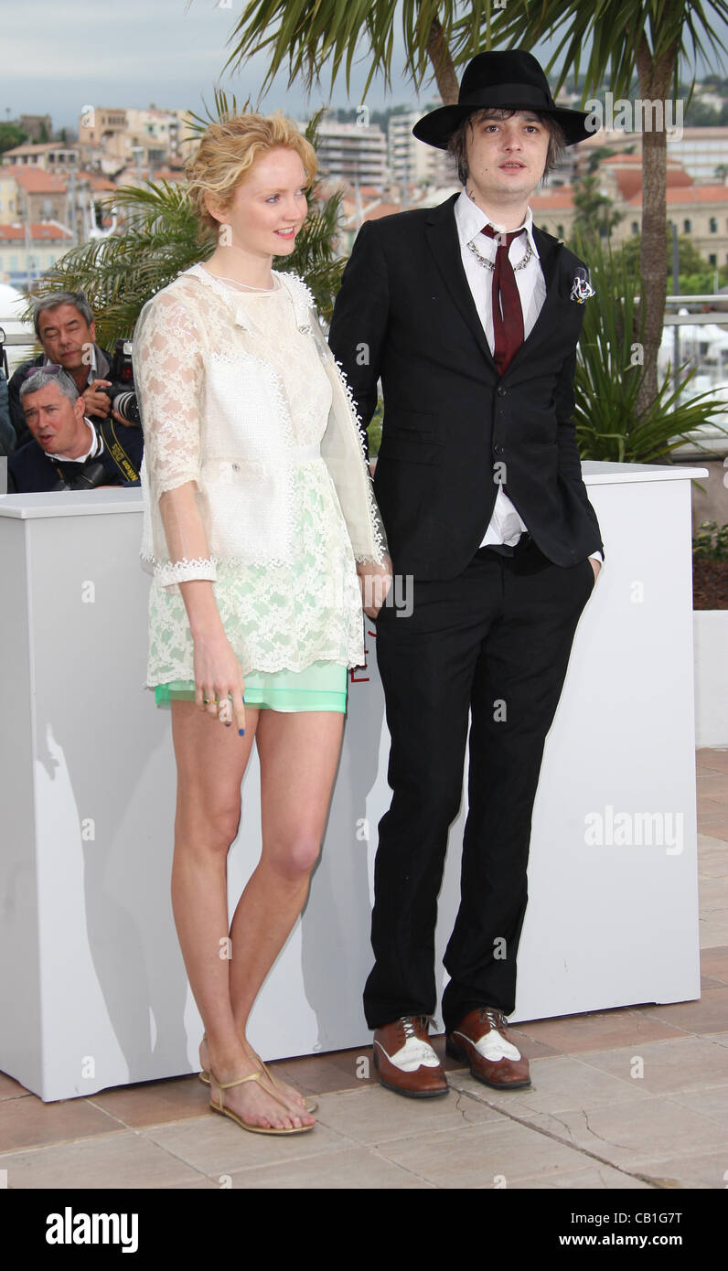 LILY COLE & PETE DOHERTY CONFESSIONS OF A CHILD OF THE CENTURY ...