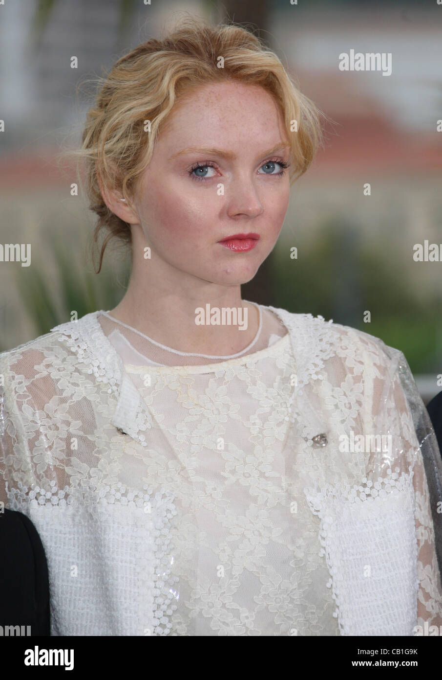 Lily cole confessions child century hi-res stock photography and images ...