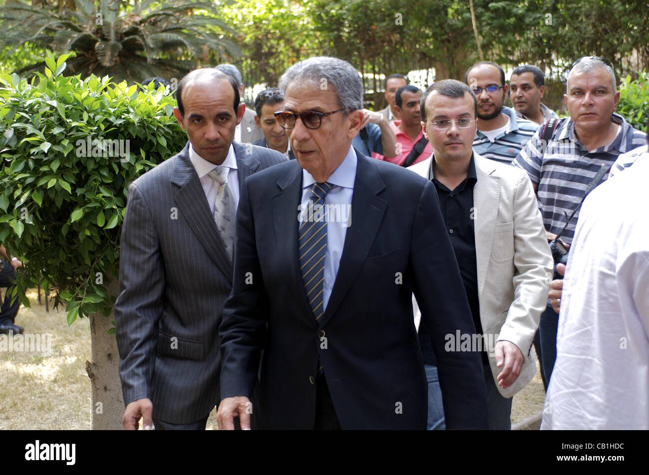 May 20, 2012 - Cairo, Egypt - Egyptian presidential candidate AMER ...