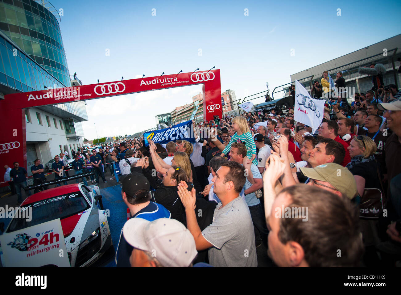Audi sport team phoenix pit hi-res stock photography and images - Alamy