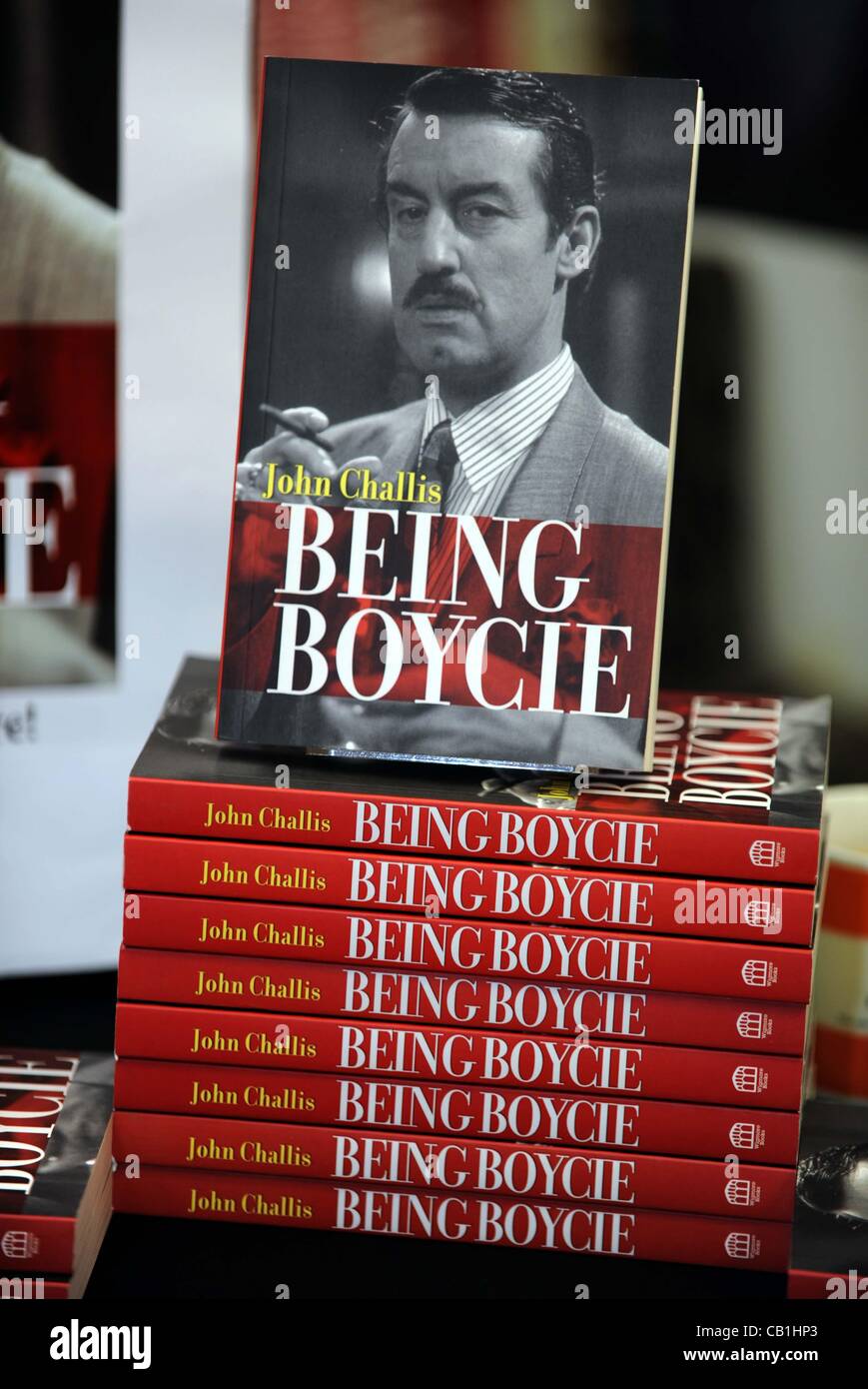 John Challis, Actor John Challis, Boycie from TV series "Only Fools and ...