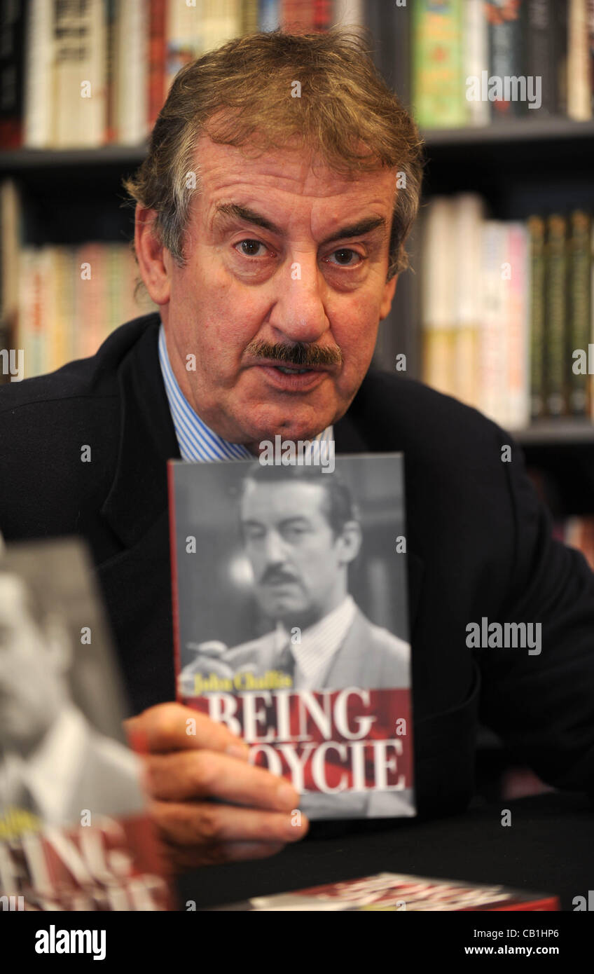 Only fools and horses boycie hi-res stock photography and images - Alamy