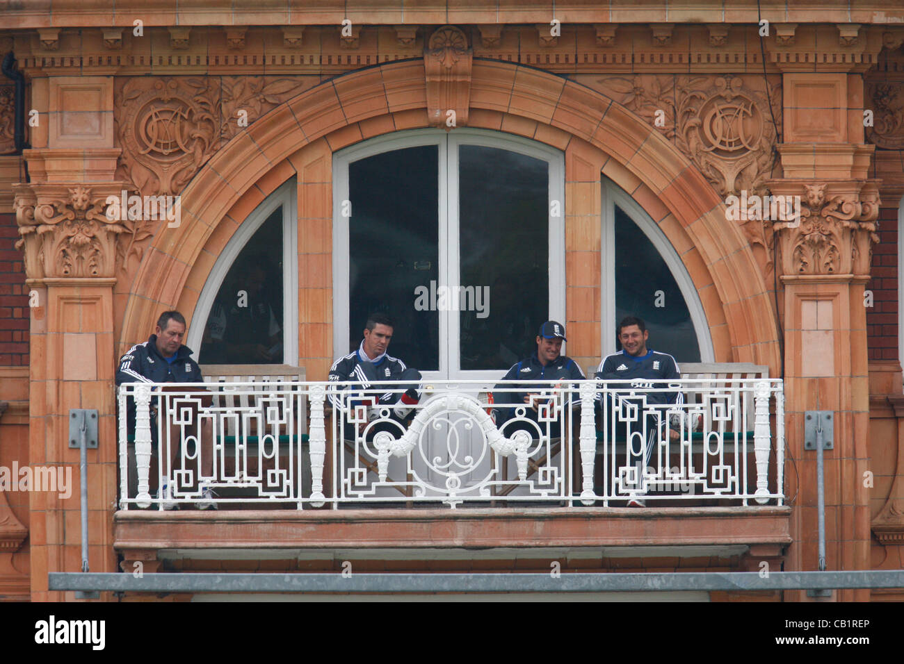 21.05.12 Lords, London, ENGLAND: L-R Graham Gooch Kevin Pietersen ...