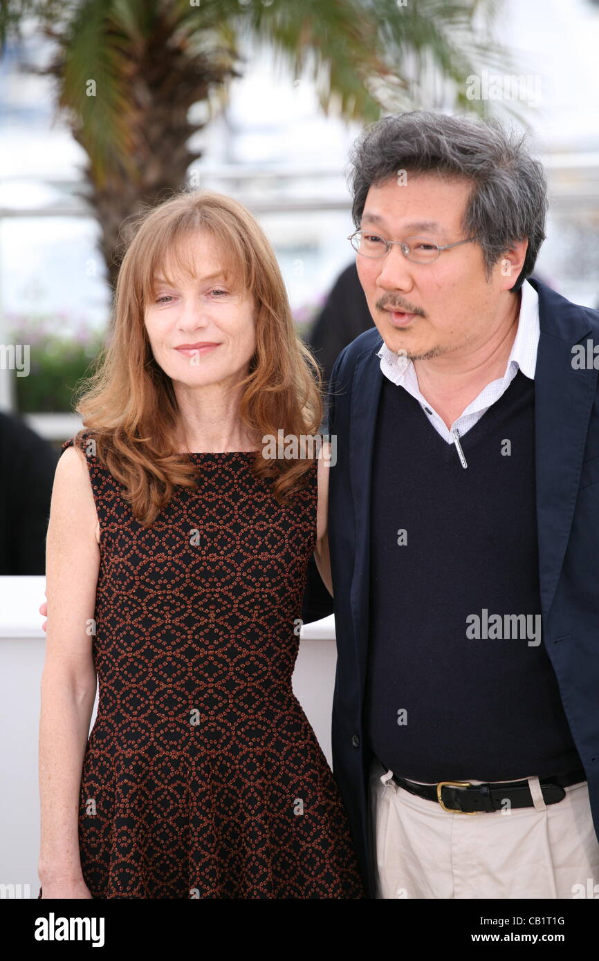 Isabelle Huppert, Hong Sangsoo, at the DA-REUN NA-RA-E-SUH (IN ANOTHER ...