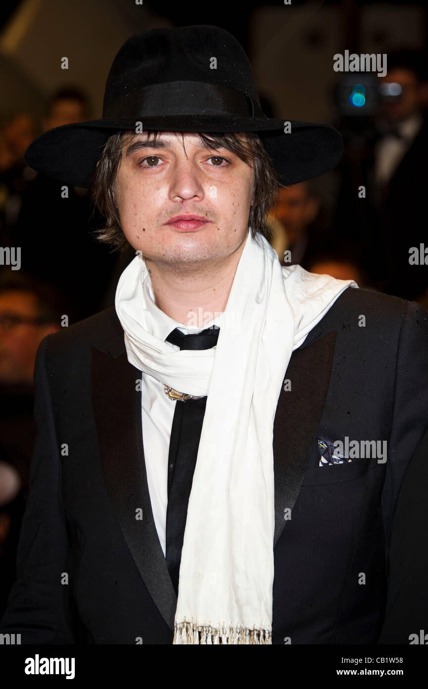 Pete doherty singer hi-res stock photography and images - Alamy