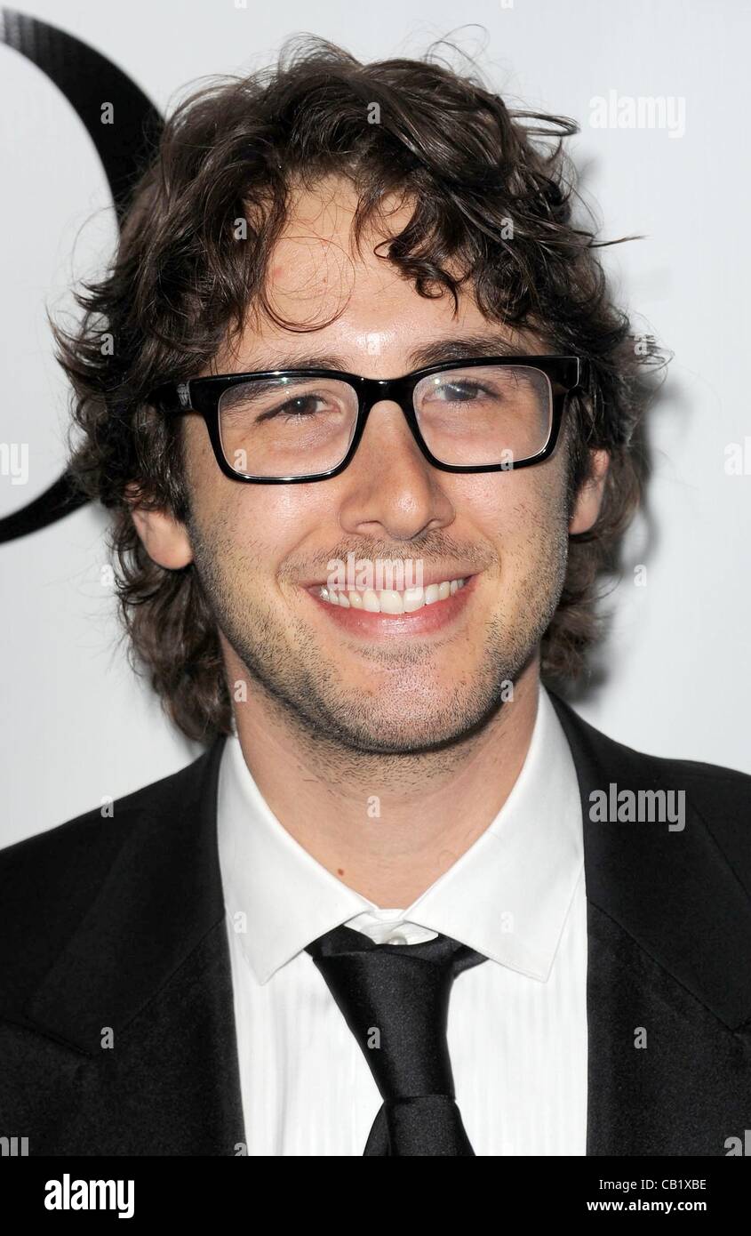 Josh Groban at arrivals for International FiFi Awards, Alice Tully Hall ...