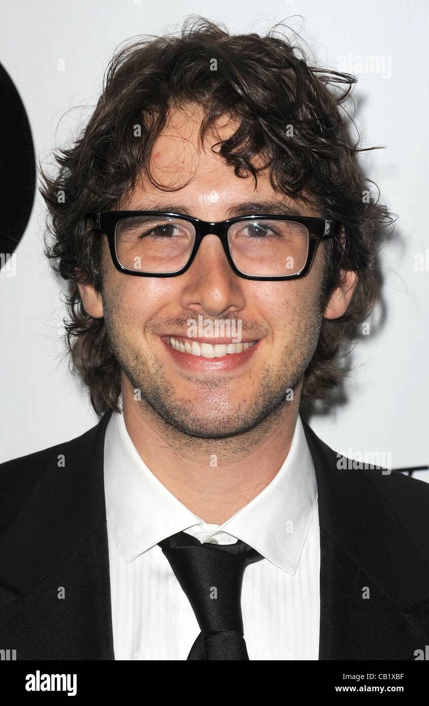 Josh Groban at arrivals for International FiFi Awards, Alice Tully Hall ...