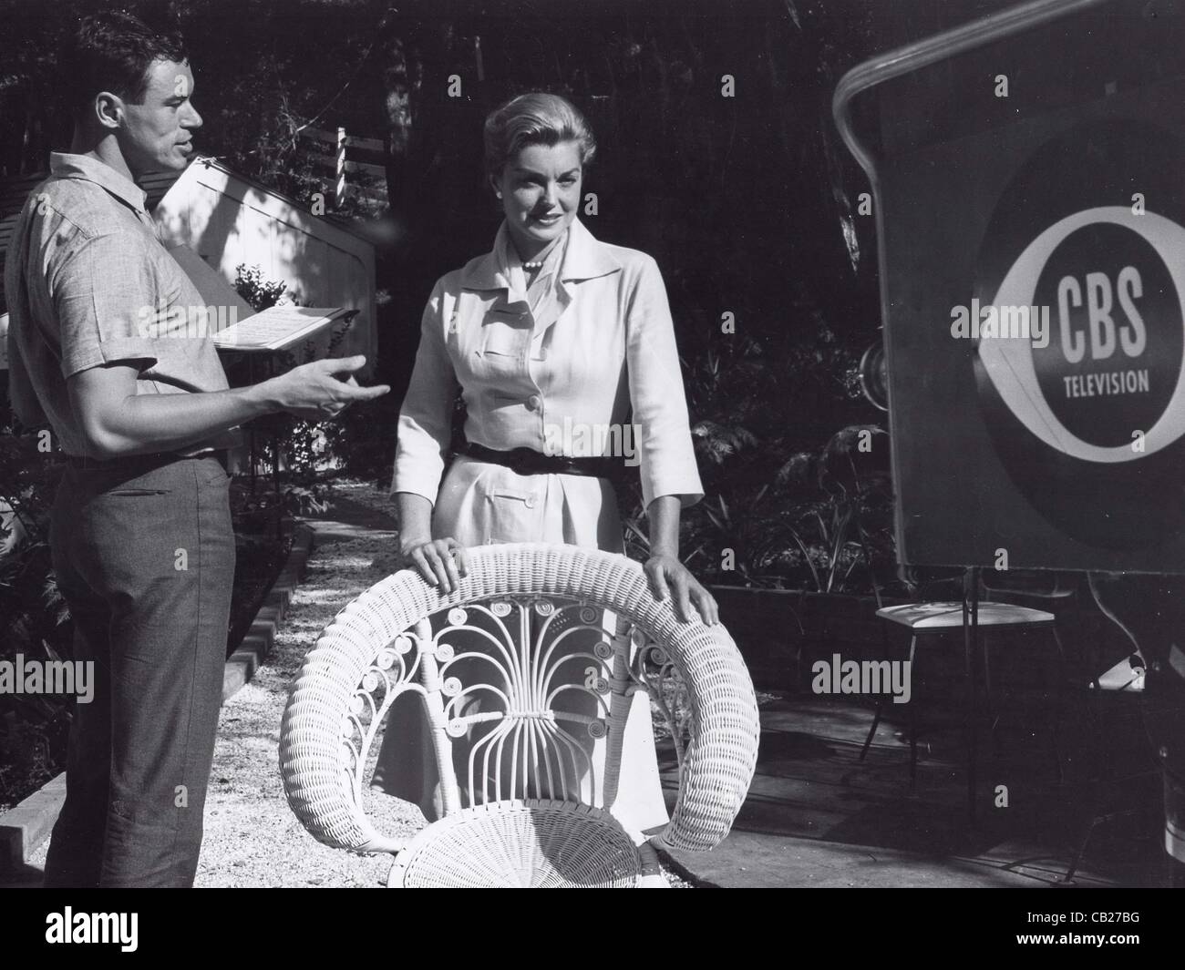 ESTHER WILLIAMS with director 1960.Person to Person (TV).Supplied by ...