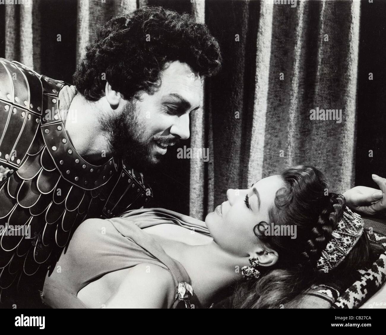 ESTHER WILLIAMS Howard Keel.Jupiter's Darling 1955.Supplied by Photos ...