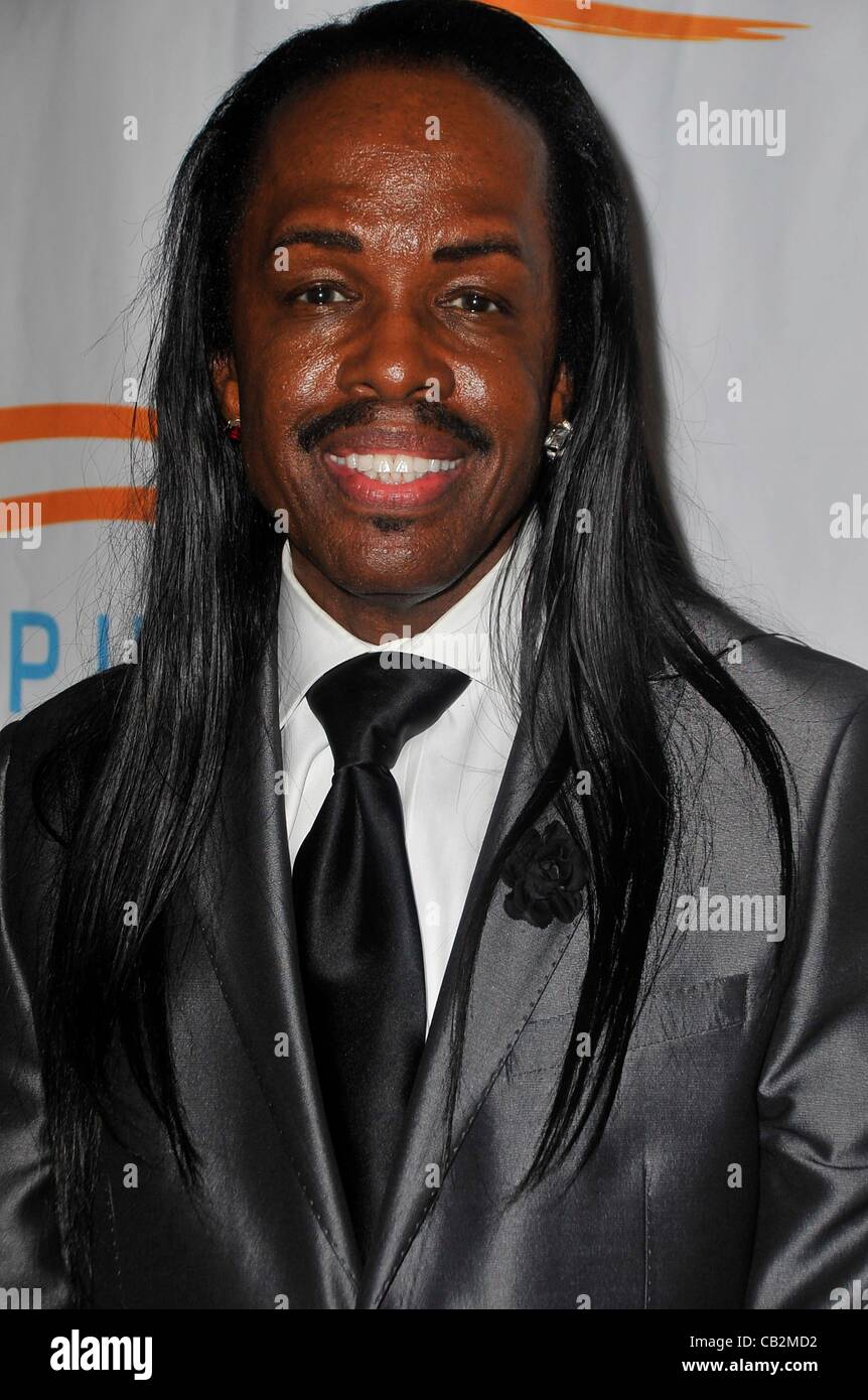Verdine White at arrivals for Lupus LA Orange Ball, Beverly Wilshire ...