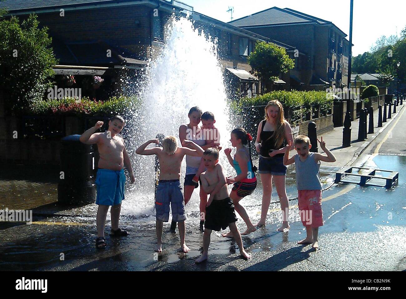 Fire hydrant children hi-res stock photography and images - Alamy