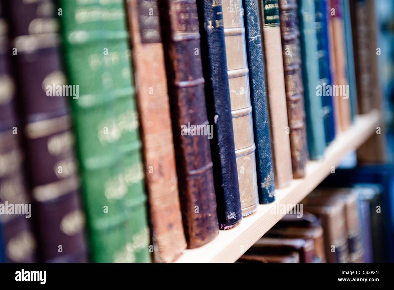 London international antique book fair hi-res stock photography and ...