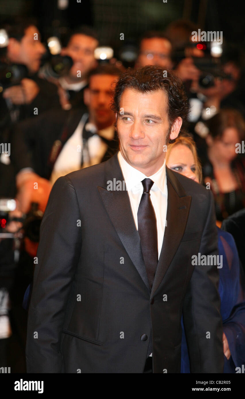 Actor Clive Owen at the Hemingway & Gellhorn gala screening at the 65th ...