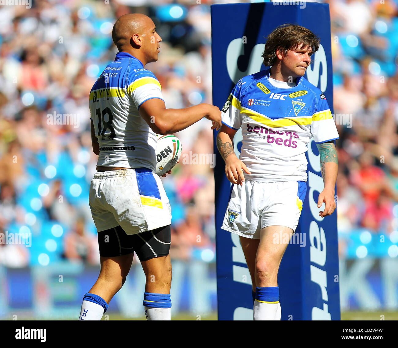 Lee briers warrington wolves rugby hi-res stock photography and images ...