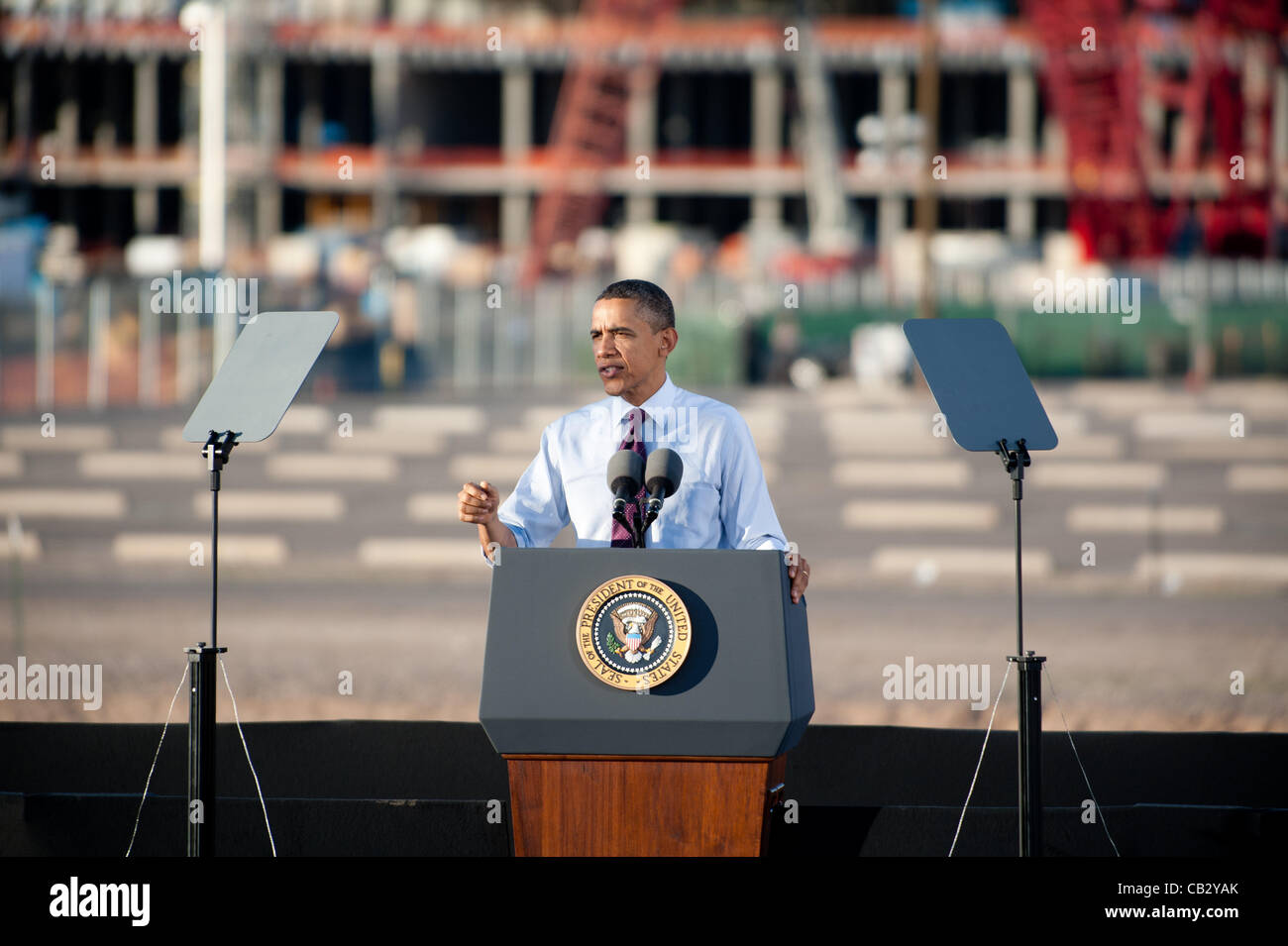 Jan. 25, 2012 - U.S. President BARACK OBAMA visited the Intel Ocotillo ...