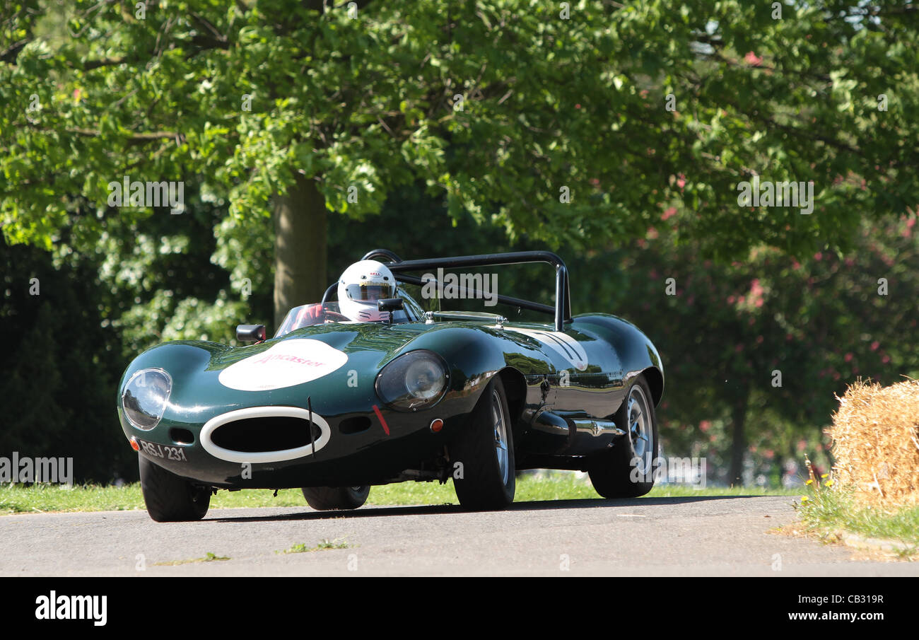 Old type racing cars hi-res stock photography and images - Alamy