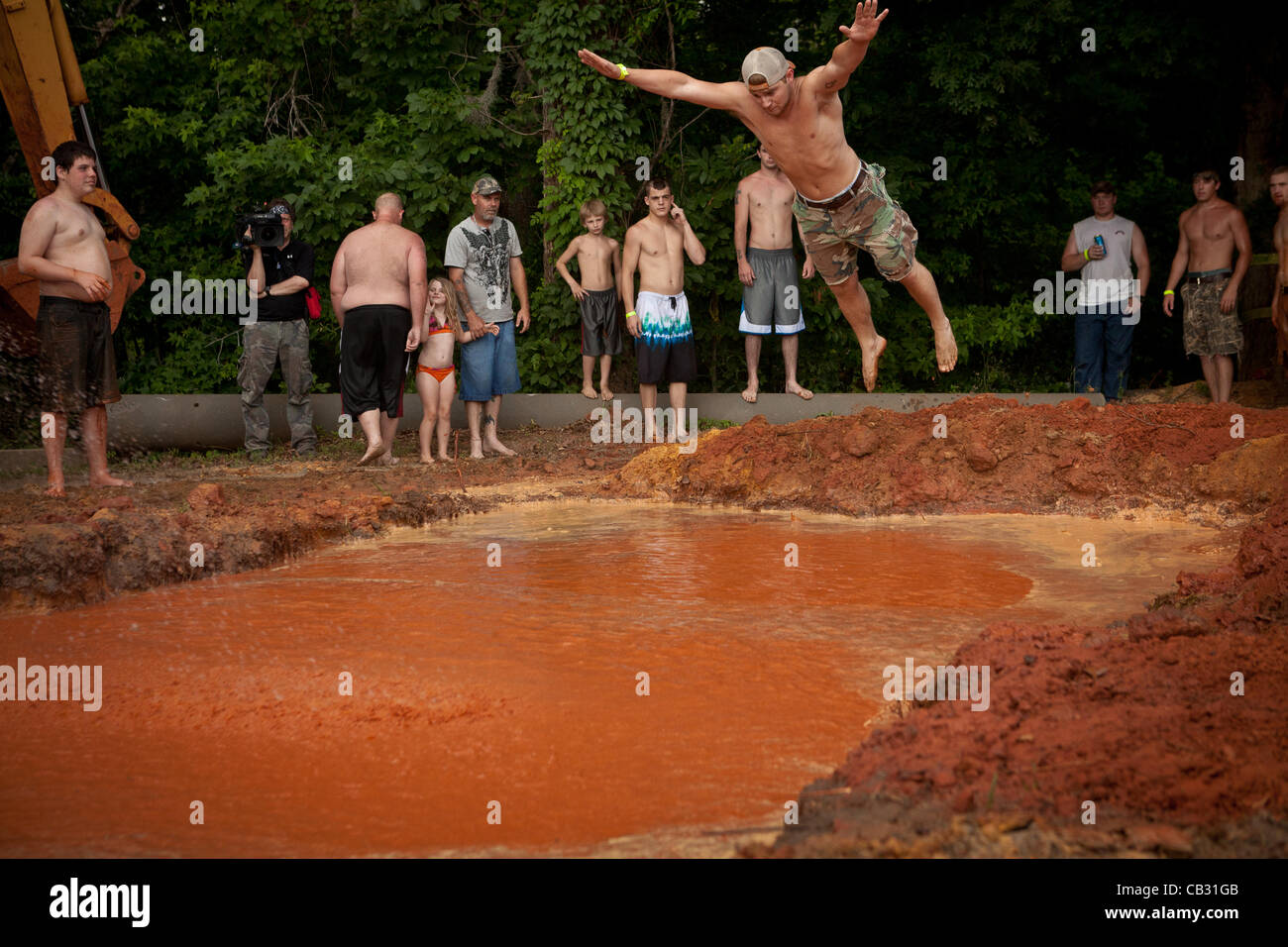 Mud pit belly flop hi-res stock photography and images - Alamy