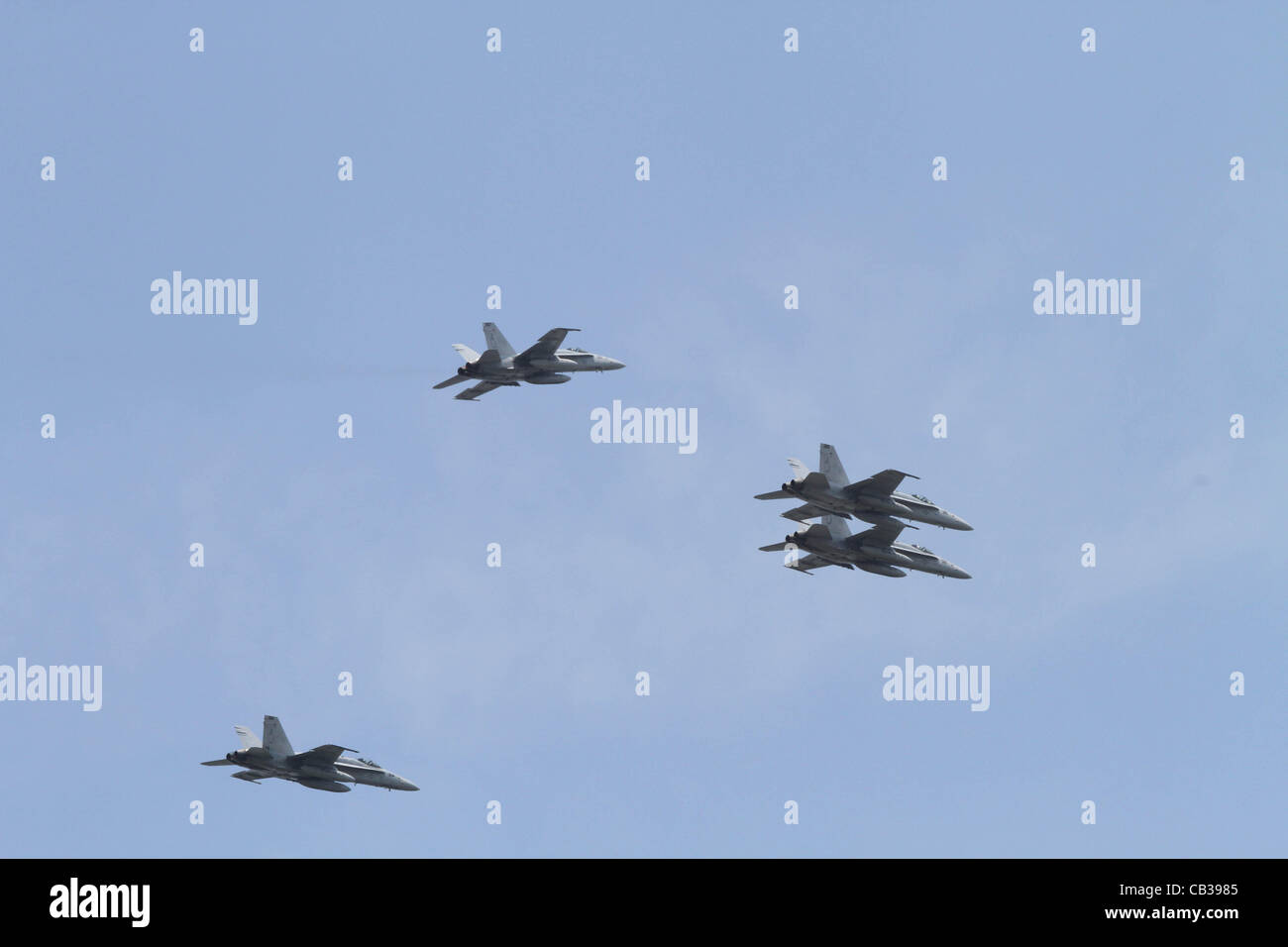 Missing man formation hi-res stock photography and images - Alamy