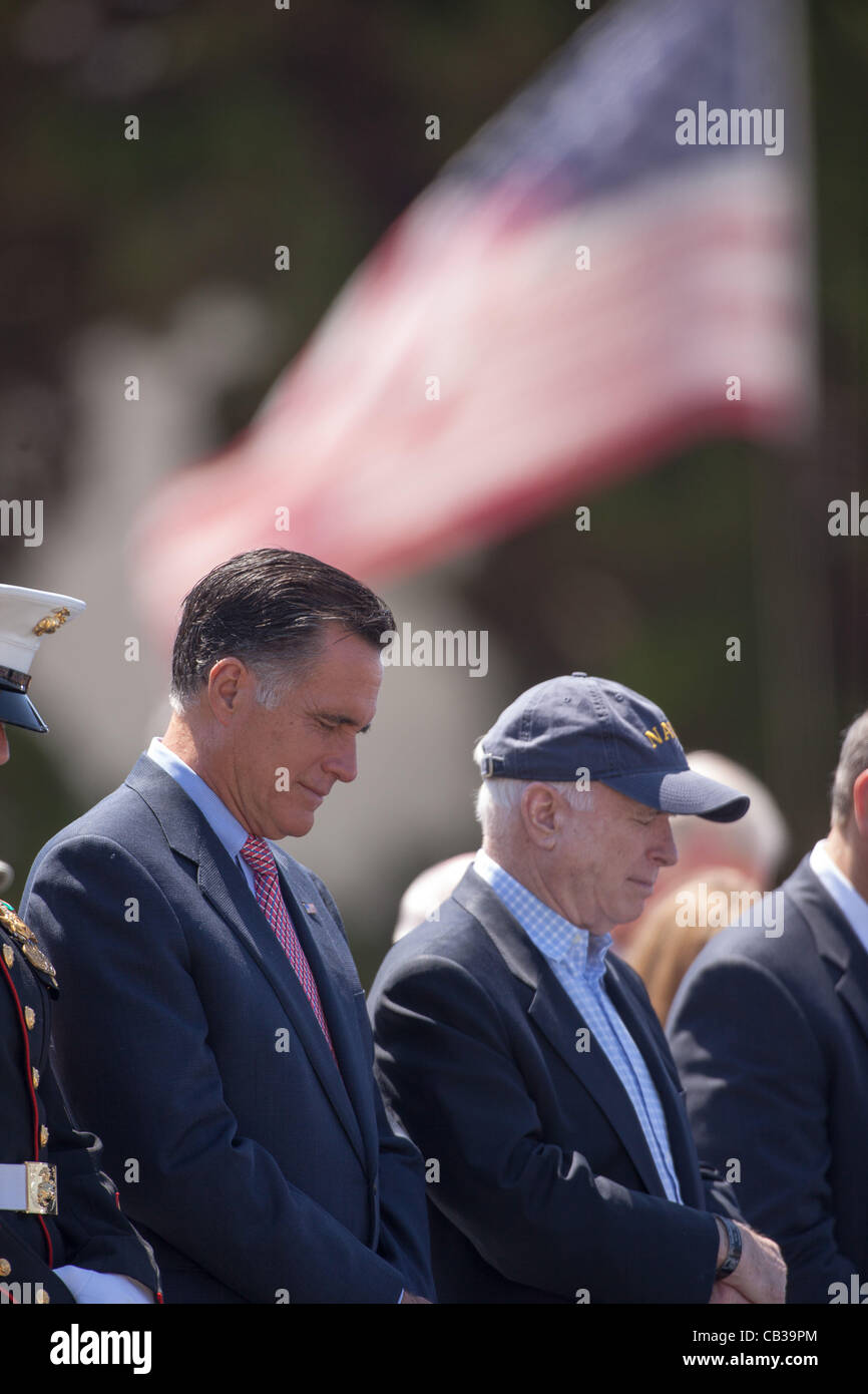 Mitt Romney visits San Diego with John McCain for a Memorial Day ...