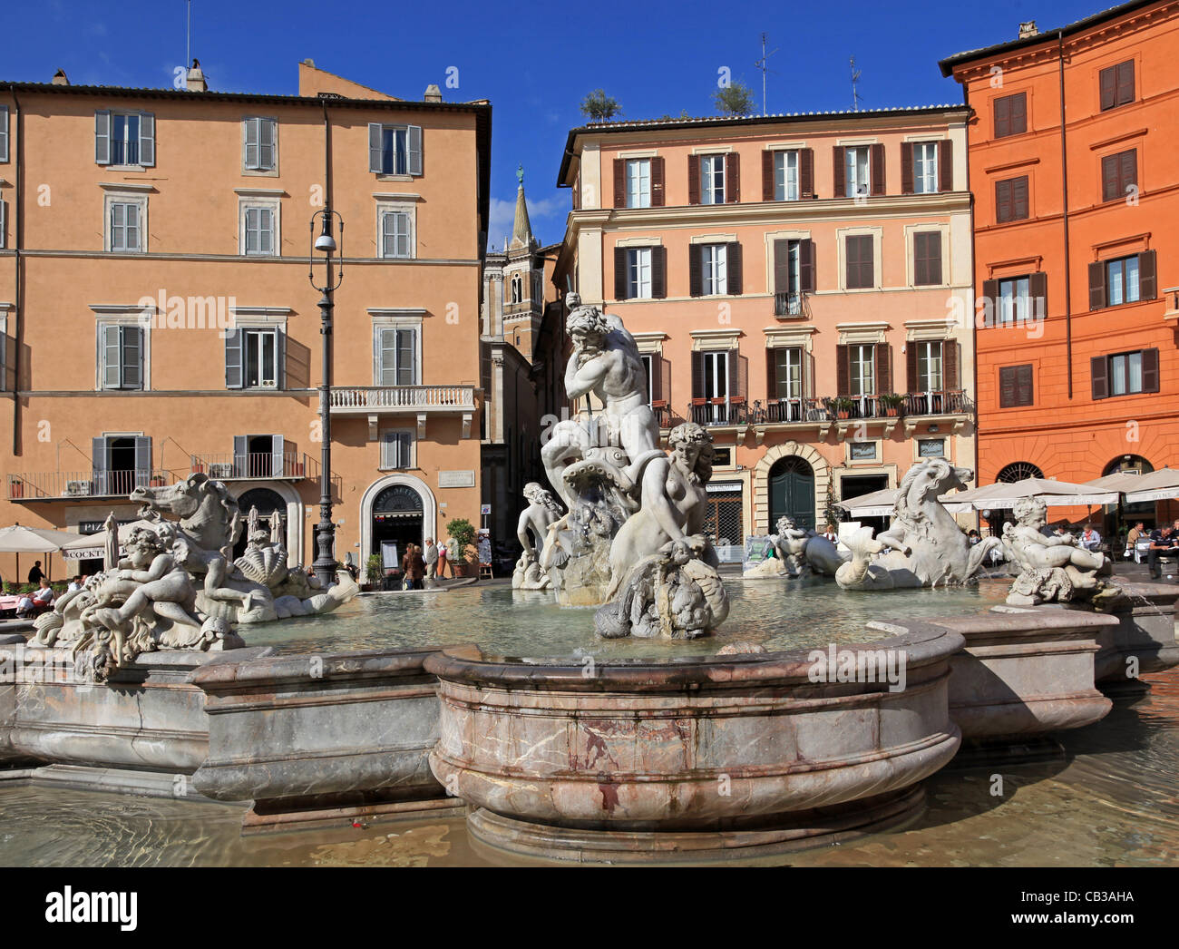 Piazza navona fountain hi-res stock photography and images - Alamy