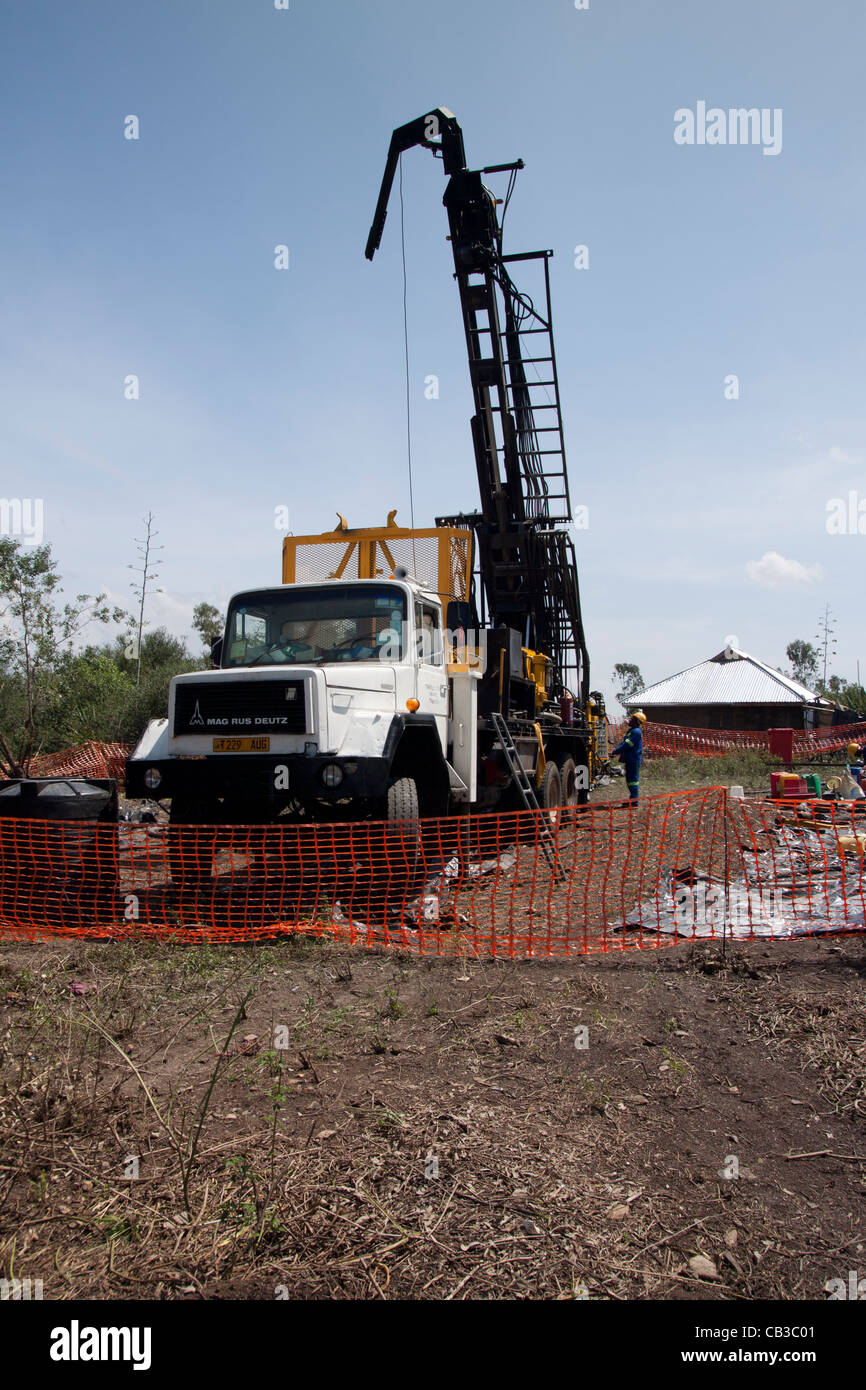Drilling rig hi-res stock photography and images - Alamy