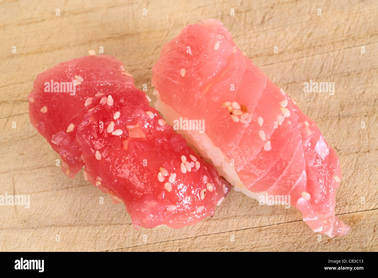 Close-up of Japanese maguro nigiri zushi Stock Photo - Alamy