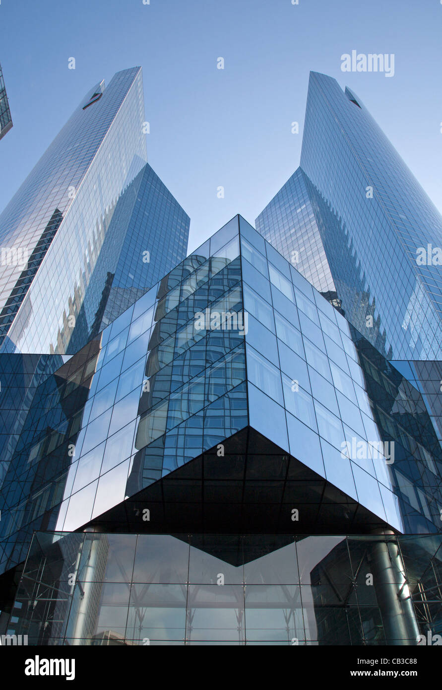 Modern architecture hi-res stock photography and images - Alamy