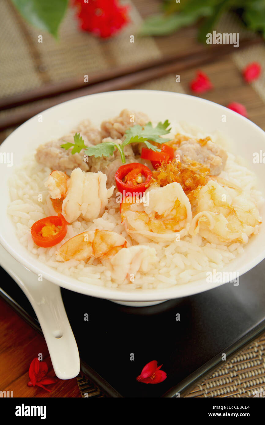 Rice soup with prawn and mince pork Stock Photo - Alamy