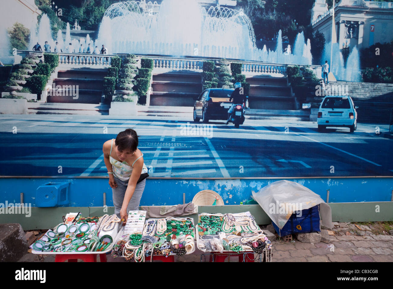 Vietnam, Ho Chi Minh City, Street Vendor Stock Photo - Alamy