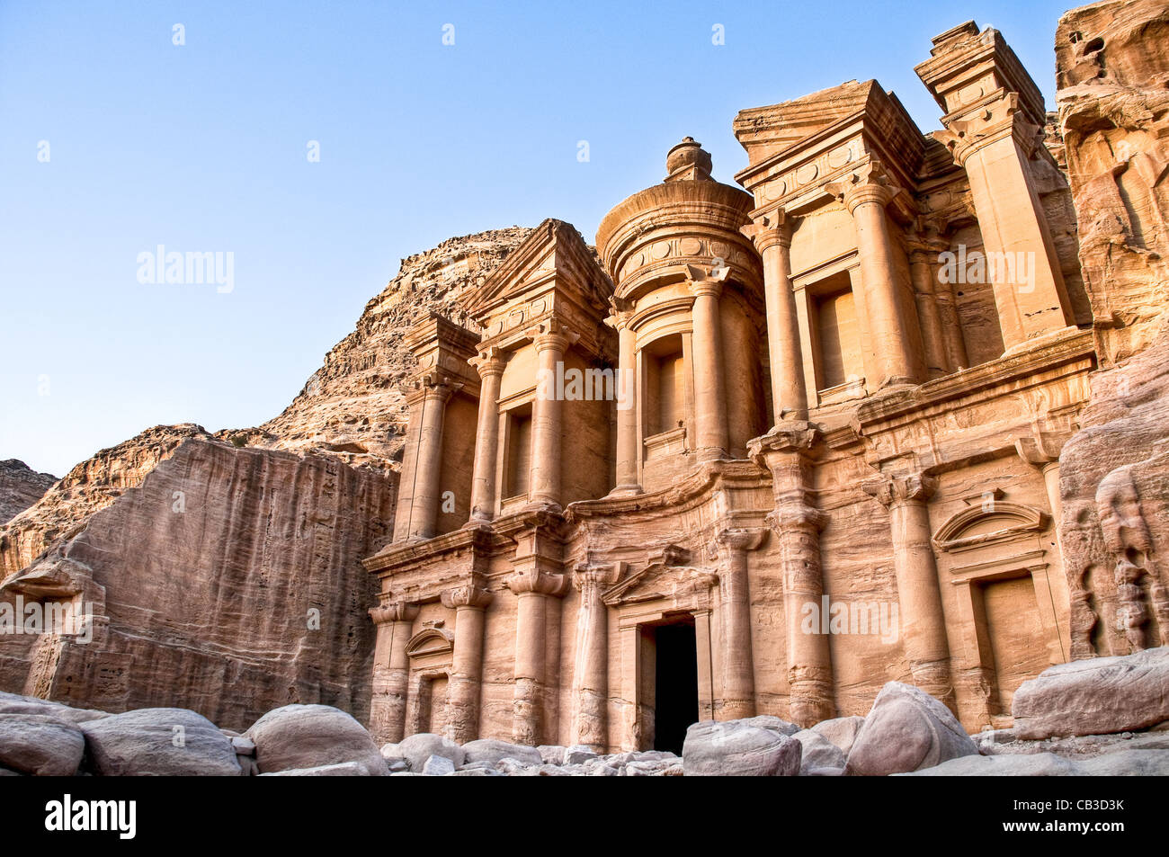 Petra monastery hi-res stock photography and images - Alamy
