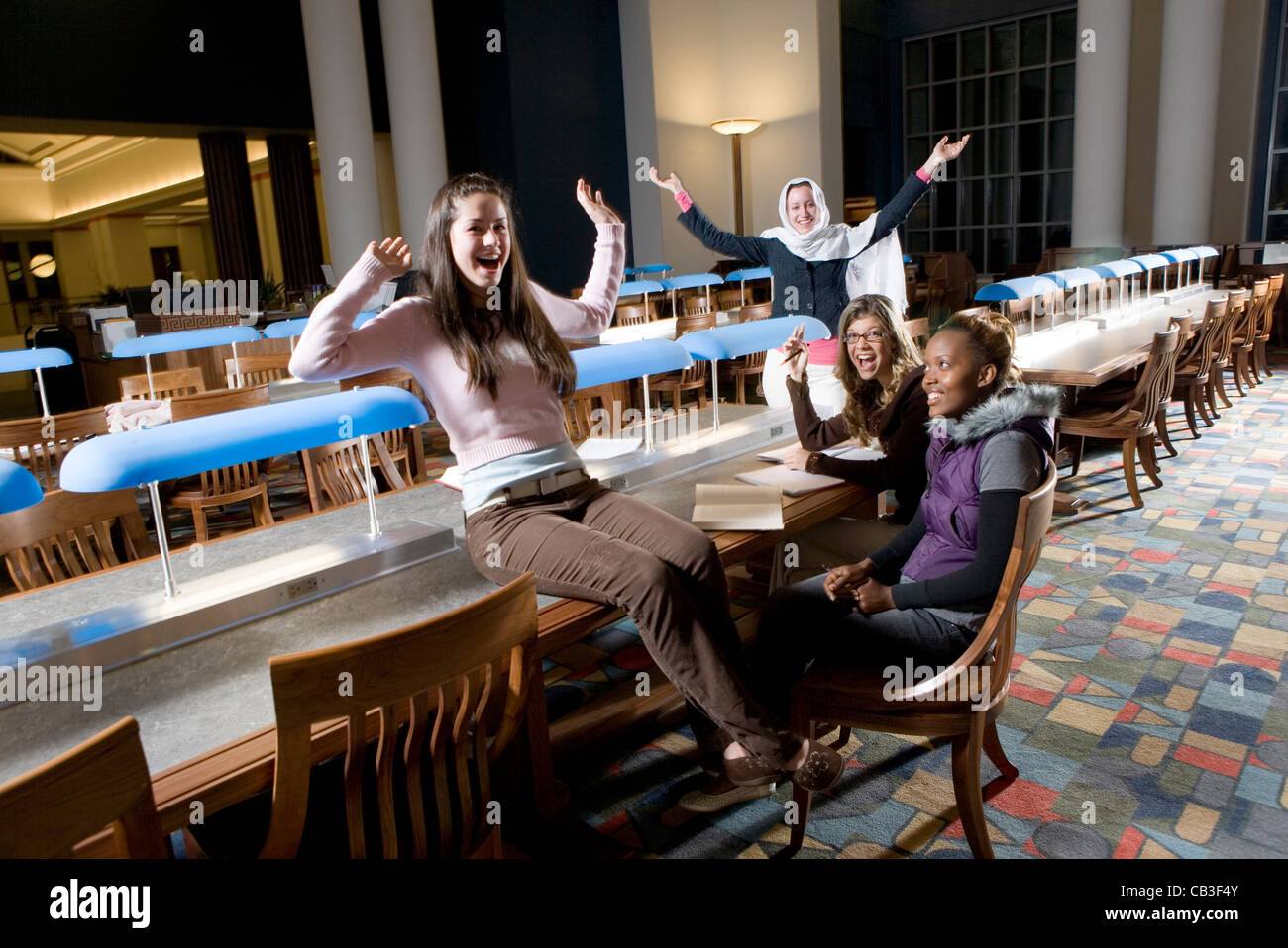 College students studying in library Stock Photo - Alamy