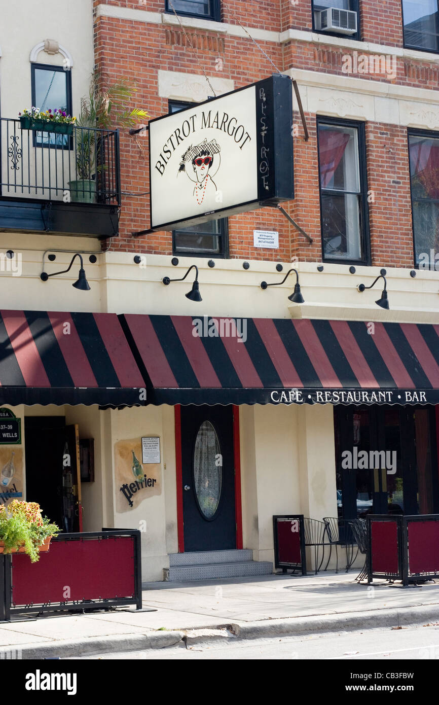 Bistrot Margot on Wells Street, Old Town Chicago Stock Photo - Alamy