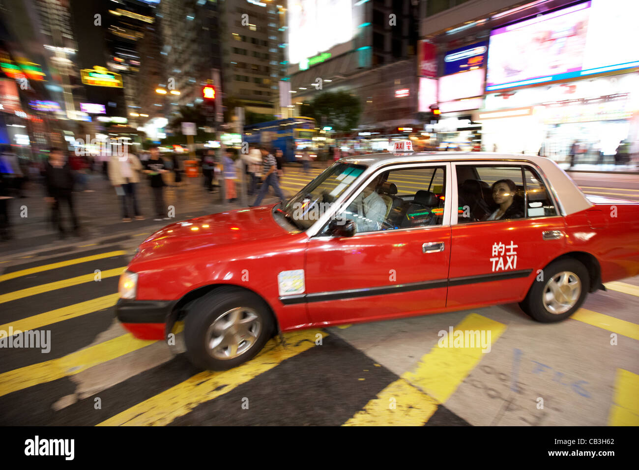 Taxi travel night hi-res stock photography and images - Alamy