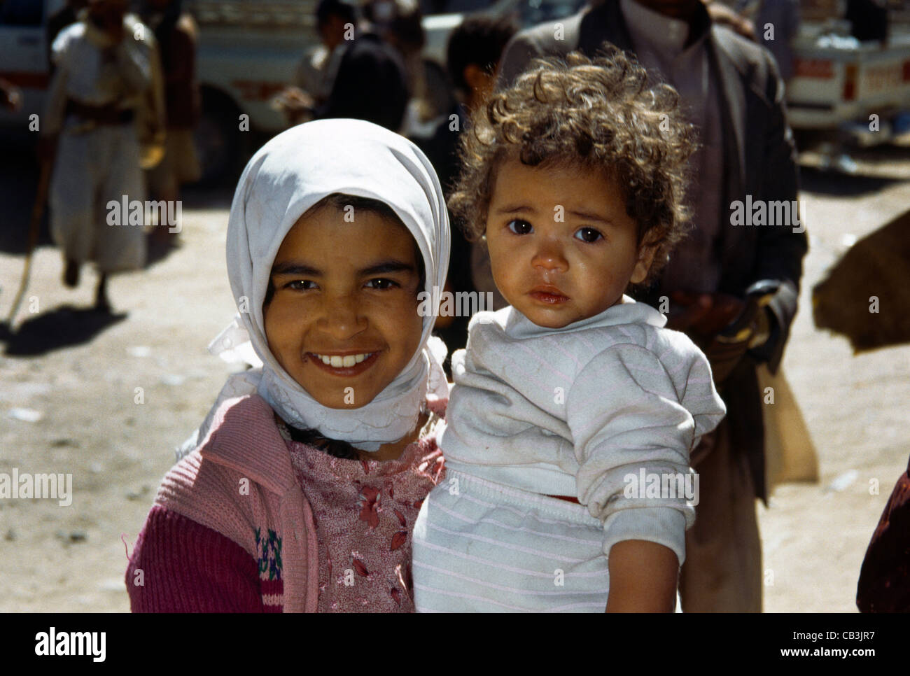 Yemeni children hi-res stock photography and images - Alamy