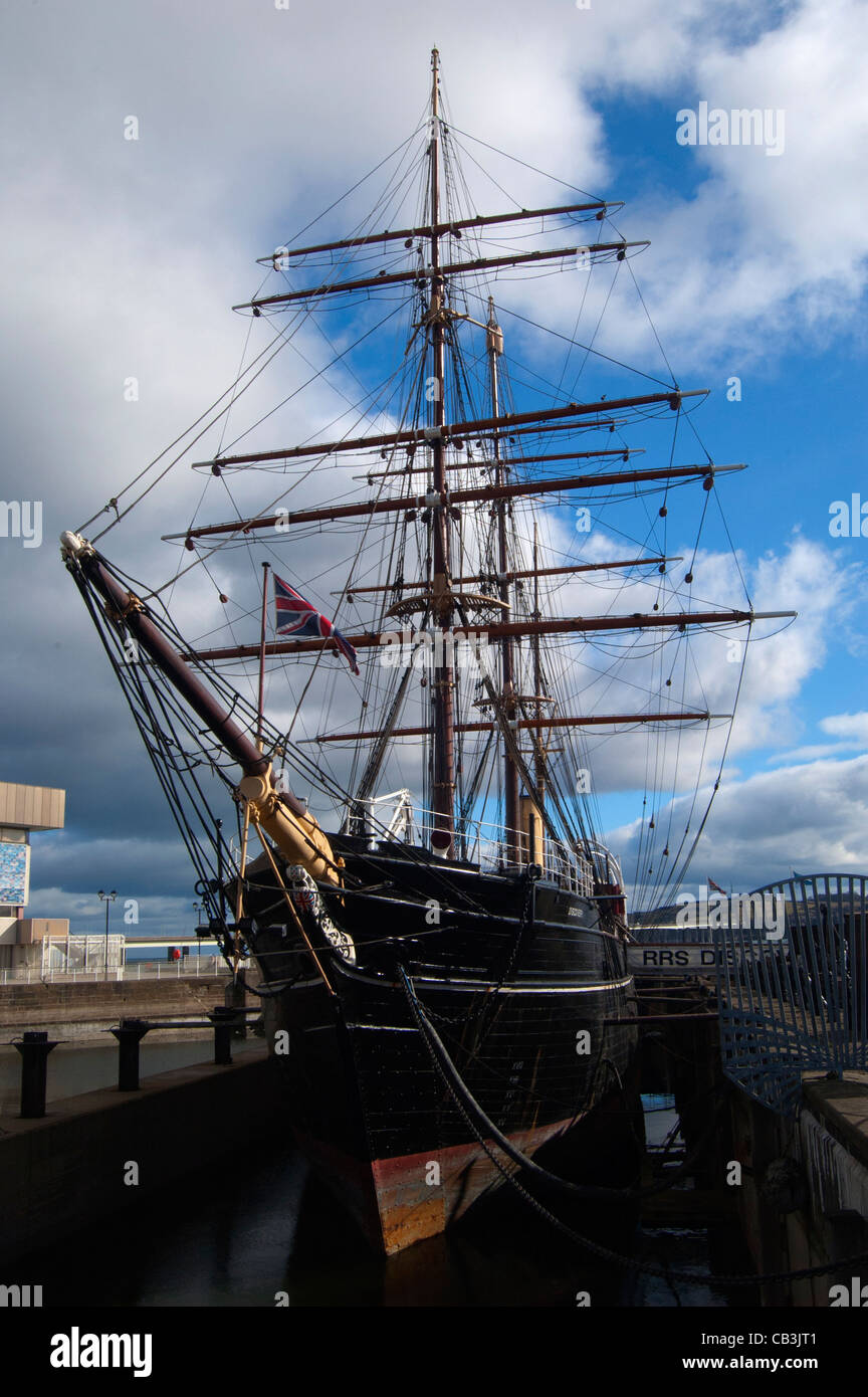 SS Discovery in dry dock Dundee Stock Photo - Alamy