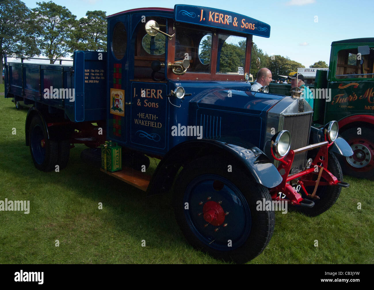 Open lorry hi-res stock photography and images - Alamy