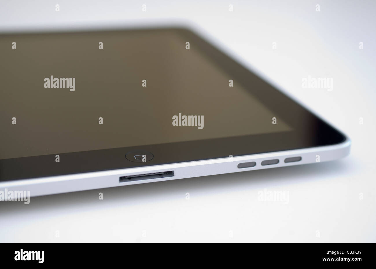 Close-up view of brand new digital tablet Stock Photo - Alamy
