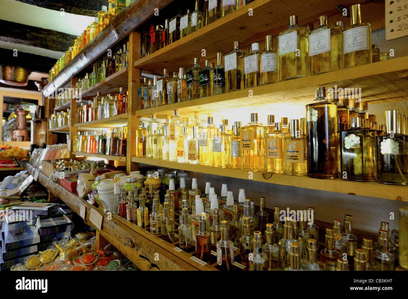 Interior of the shop selling perfumes and toiletries Stock Photo - Alamy