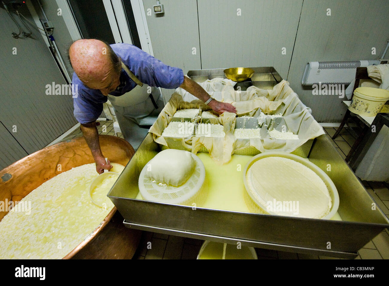 Guglielmo Locatelli, Locatelli dairy, Reggetto, Taleggio valley ...