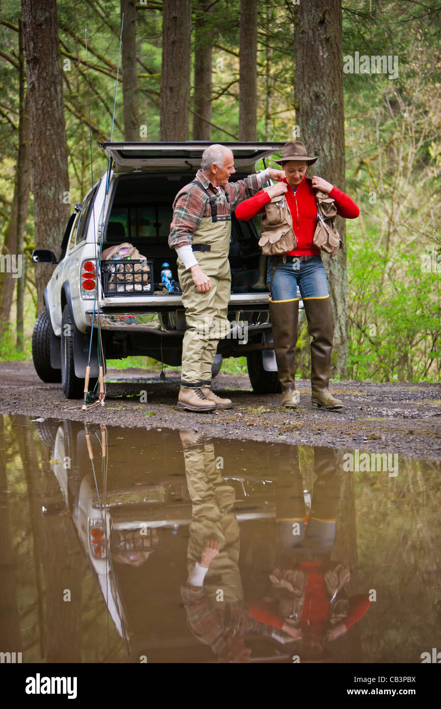 Washington family fishing hi-res stock photography and images - Alamy