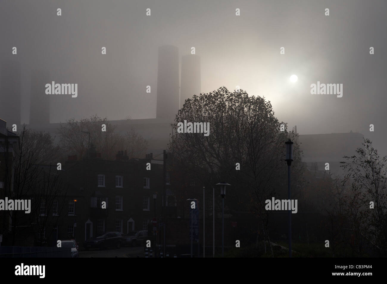 Thick fog in London. Eerie atmosphere as dense fog descends at the old ...