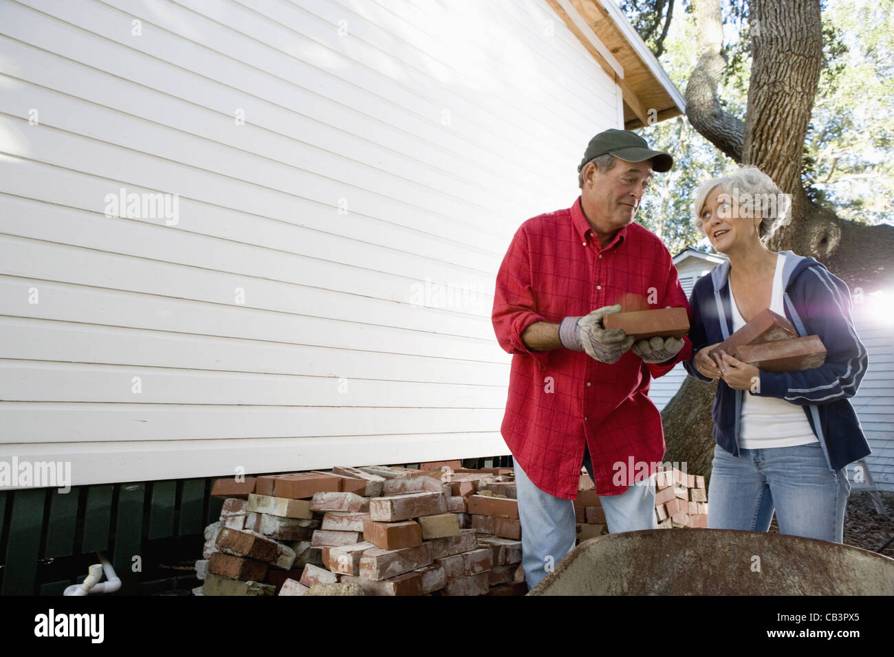 Loading bricks hi-res stock photography and images - Alamy